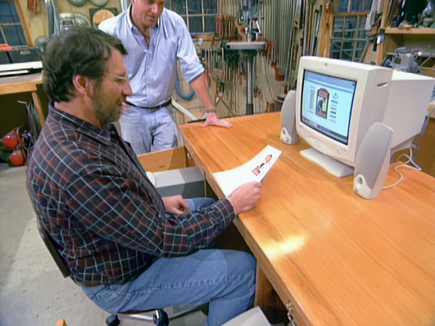 Computer Desk - The New Yankee Workshop