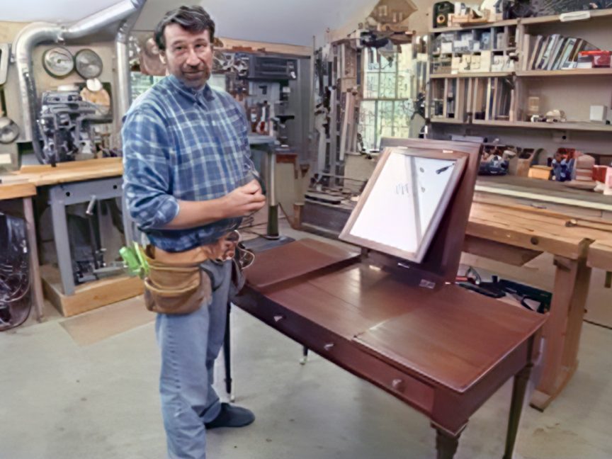 Dressing Table - The New Yankee Workshop