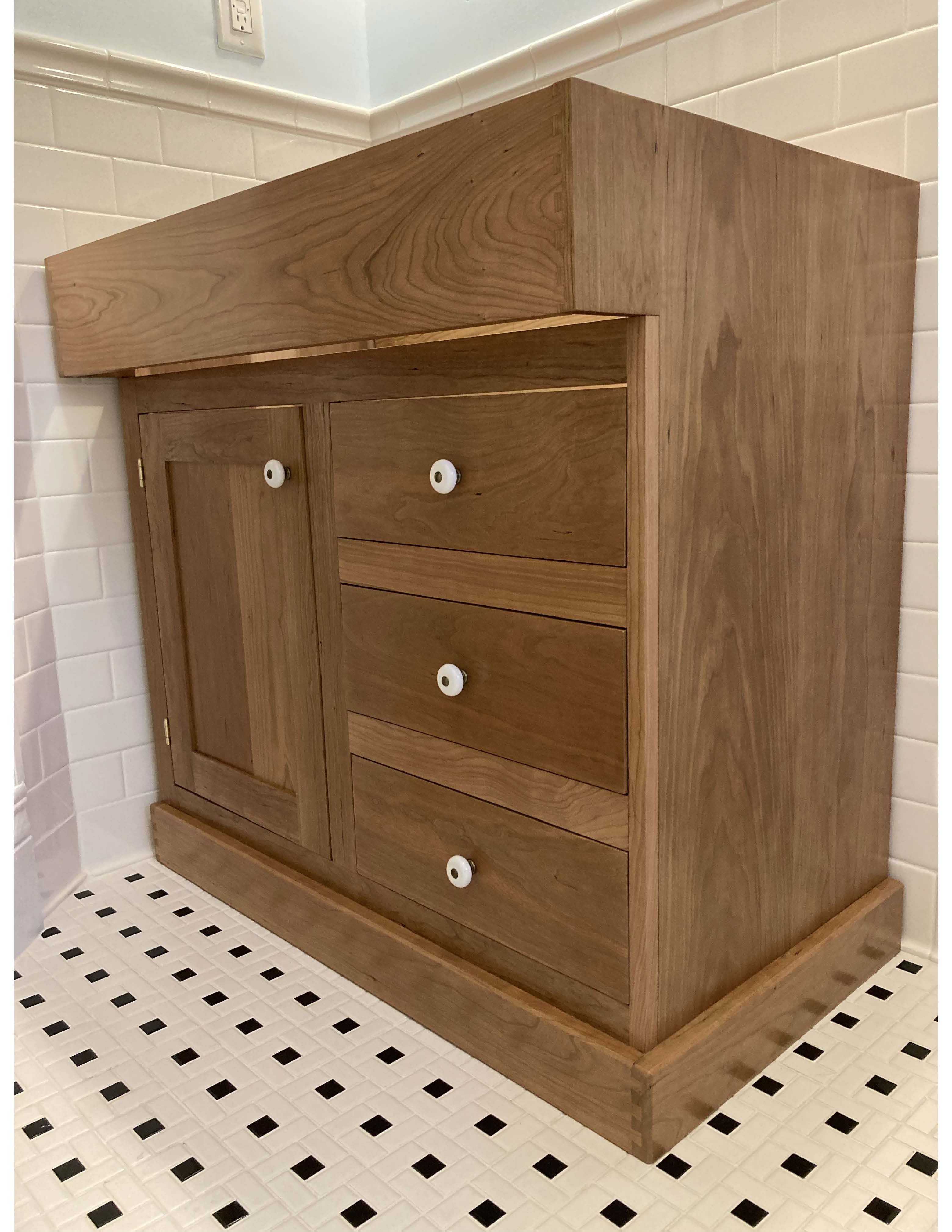 Oak Bathroom Vanity - The New Yankee Workshop